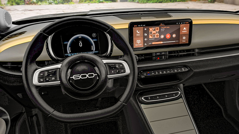 Fiat 600 Hybrid - Caratteristiche dell'auto ibrida | Fiat IT